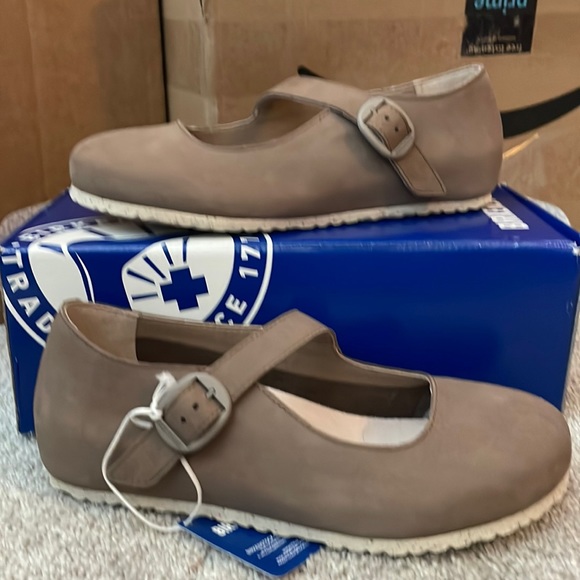 Birkenstock | Shoes | Birkenstock Tracy Gray Taupe Asst Go | Poshmark